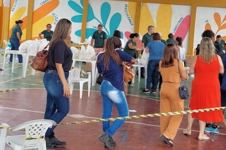 Coopertim realiza entrega das cestas Natalinas - Portal de Noticias